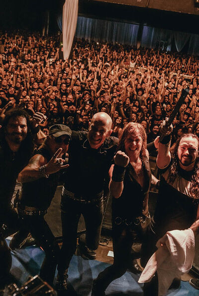 Accept Merchandise online kaufen | Band Merch Shop EMP