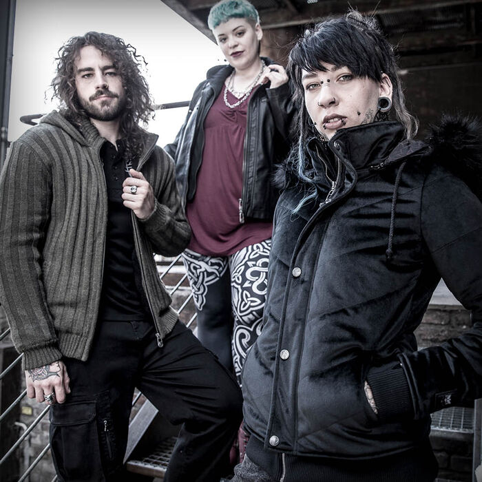 EMP Fanartikel & Rockshop • Merchandise für Band & Filmfans