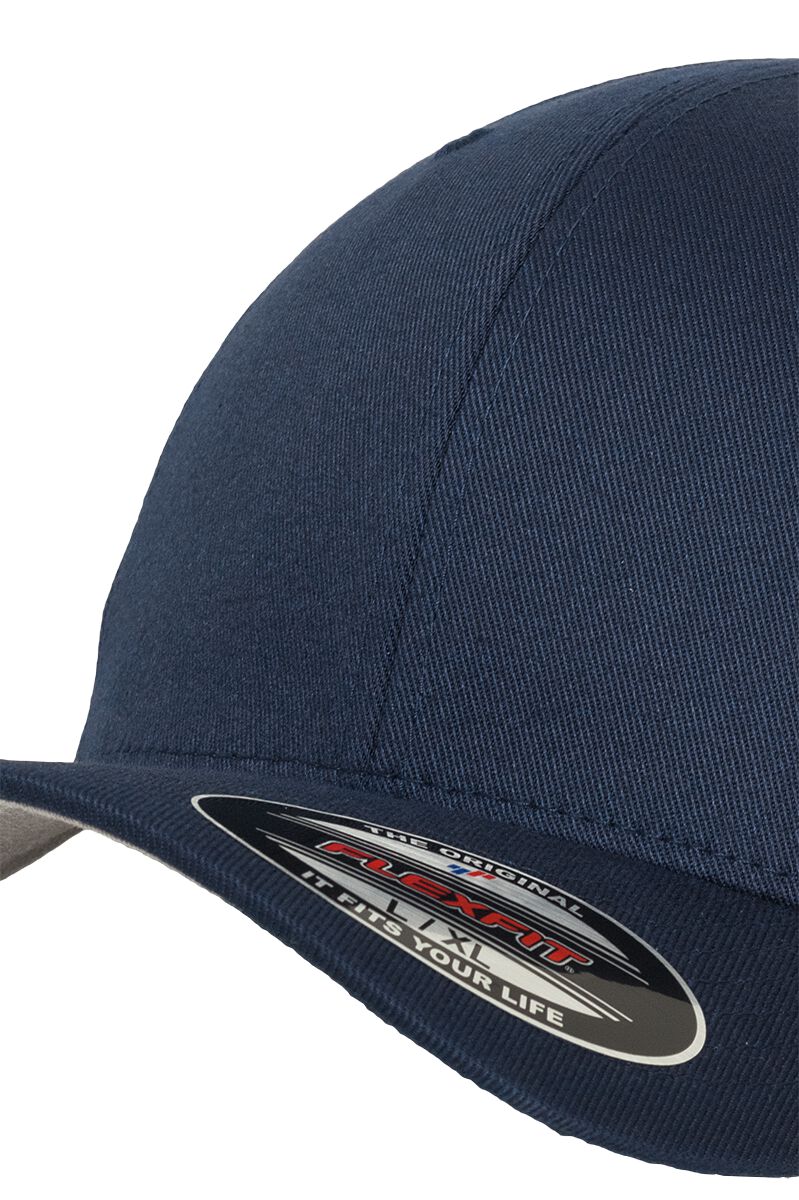 Wooly Combed Flexfit Cap Emp