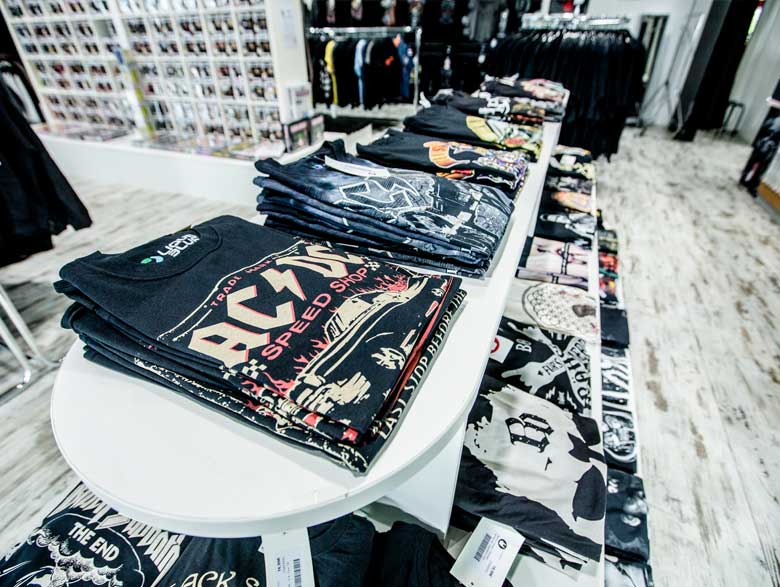 EMP Outlet Store A31